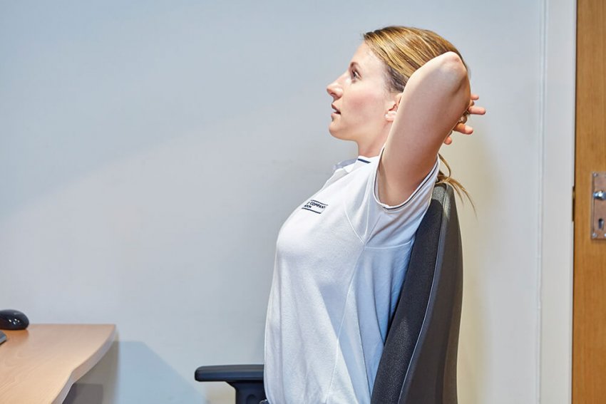 9 EASY DESK-BASED EXERCISES - The Physio Company